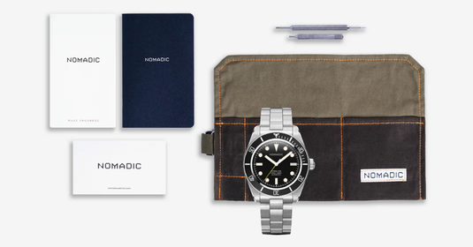 Pitch Black - Maraí 401 - Dive Watch – Nomadic