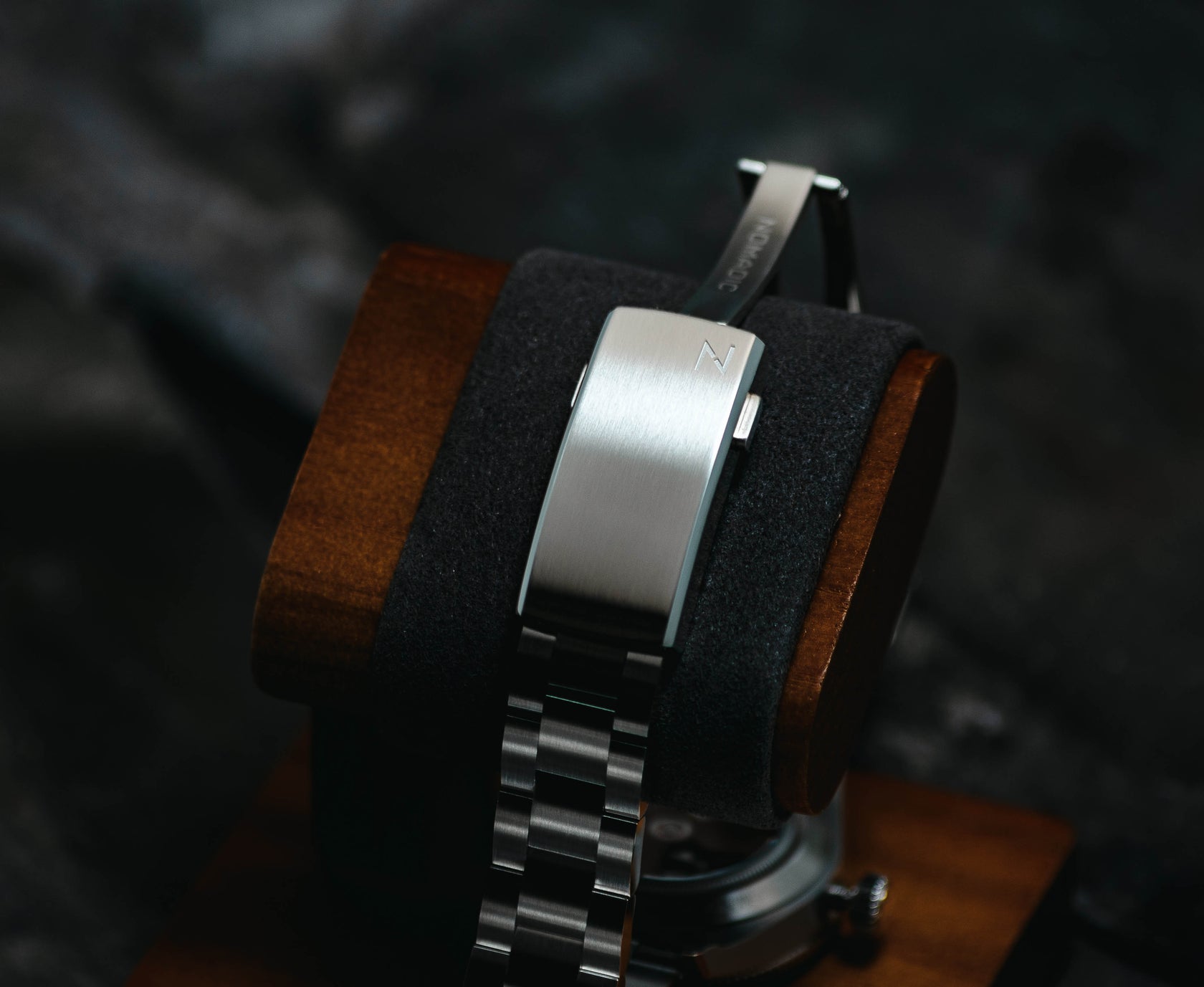 Emerald Abyss - Maraí 401 - Dive Watch – Nomadic